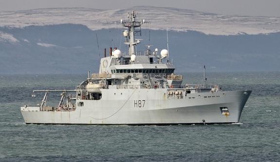 Survey ship HMS Echo visits Naval Base . surinenglish.com